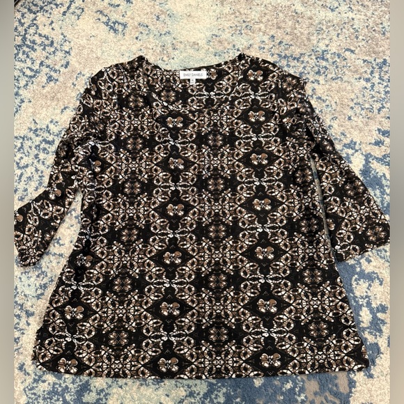 Catherines | Tops | Black And Beige Patterned Womens Top | Poshmark